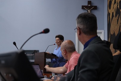 Câmara recebe a prefeita Elizabeth Schmidt na primeira sessão ordinária ...